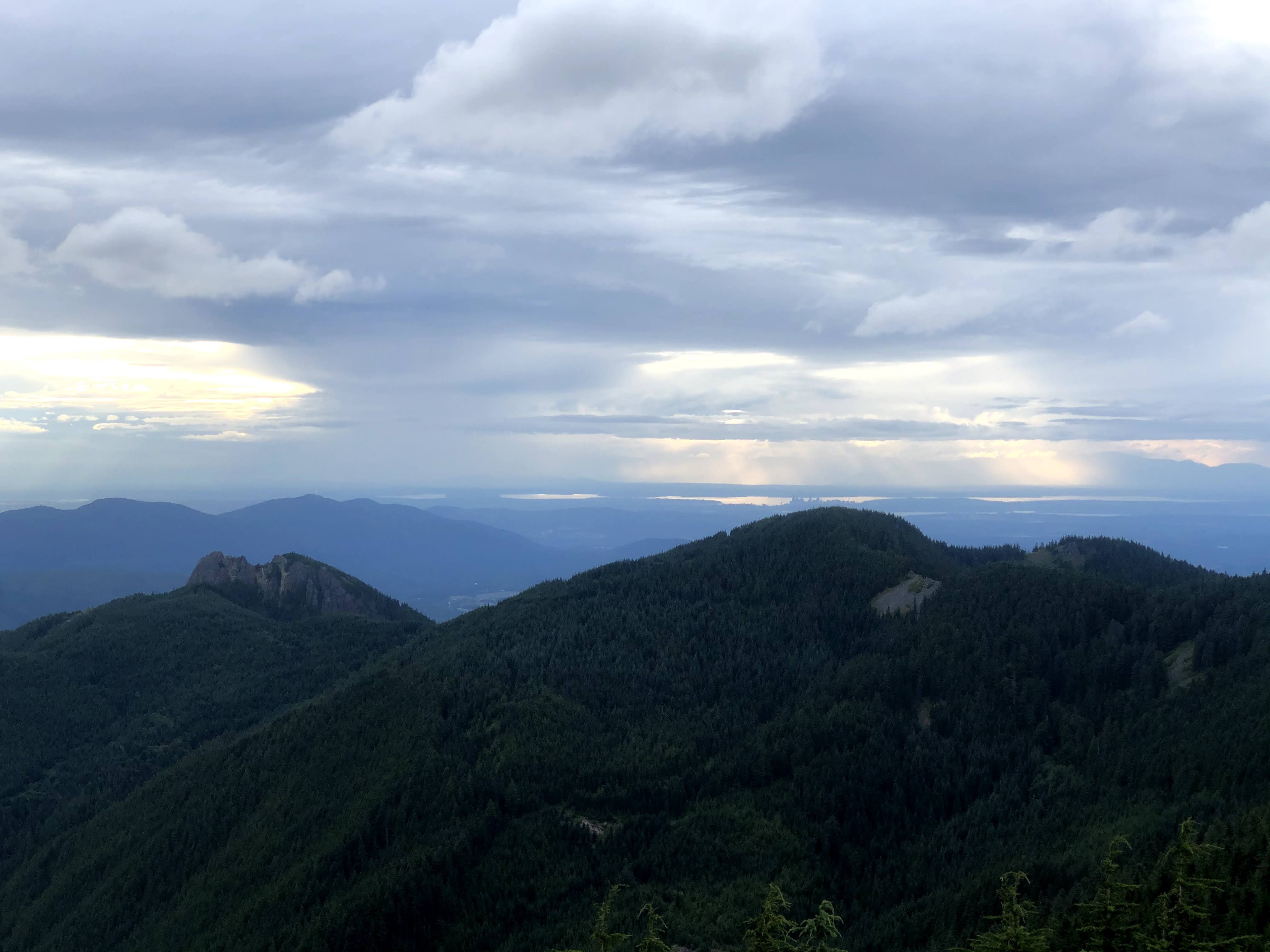 Kamikaze Trail Mt. Teneriffe 08-20-2020 – Hiking with Hadland